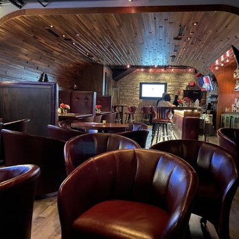 THE CHAPTER ROOM - Updated December 2025 - 82 Photos & 83 Reviews ...