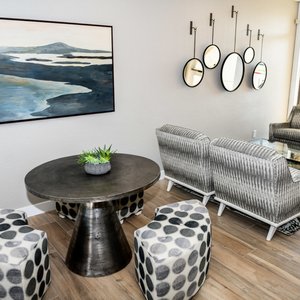 HOMECOMING AT EASTVALE - 110 Photos & 182 Reviews - 5464 West ...