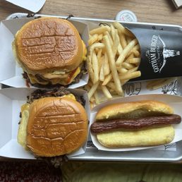 GOTHAM BURGER SOCIAL CLUB - Updated June 2025 - 411 Photos & 233 ...