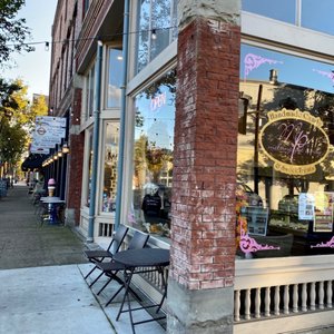 CANDYLAND - 22 Photos & 33 Reviews - 1806 NE Highway 101, Lincoln City ...