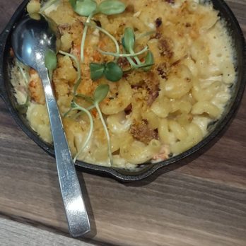 PERLA OYSTER BAR AND GRILL - Updated December 2025 - 99 Photos & 33 ...