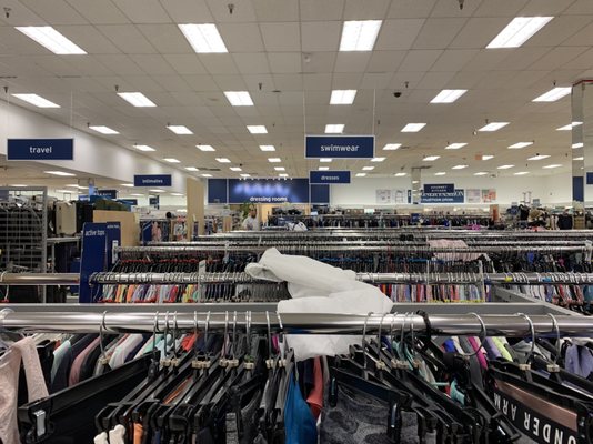 MARSHALLS - Updated November 2024 - 26 Photos & 80 Reviews - 12051 ...