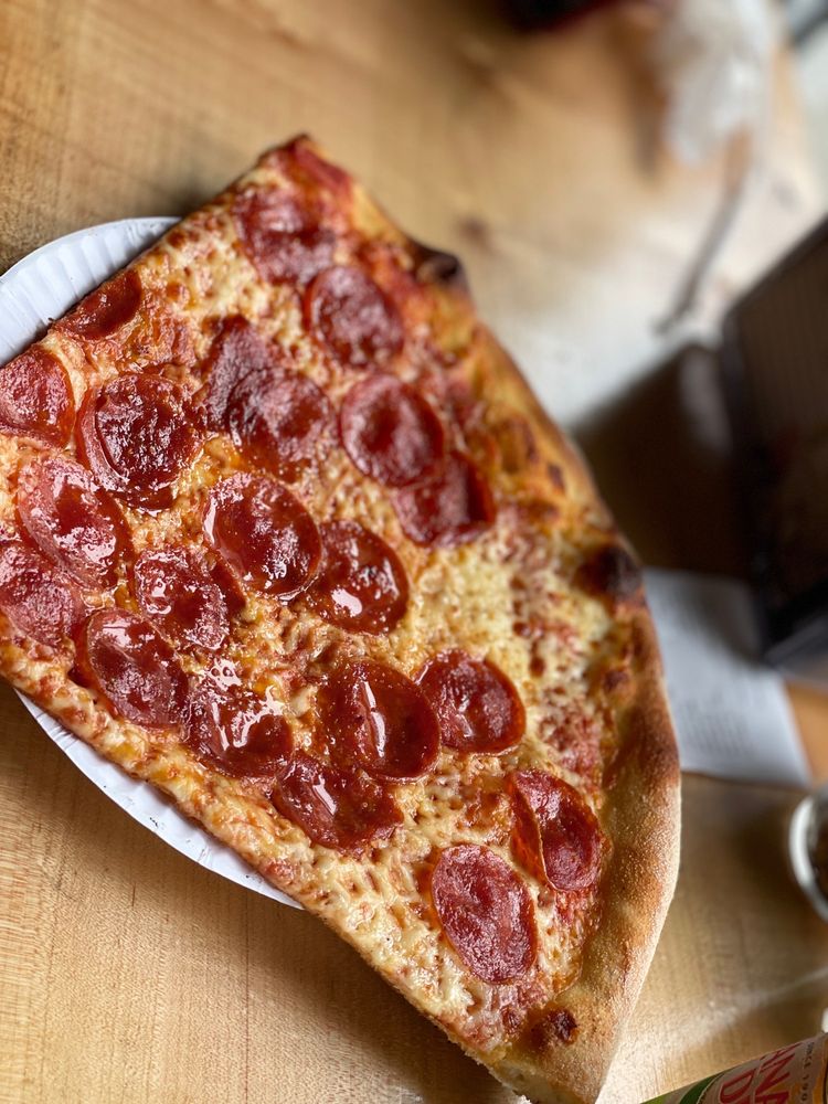 REVERE BEACH PIZZERIA - Updated December 2025 - 20 Photos & 21 Reviews ...