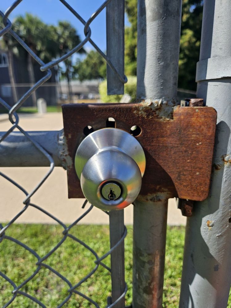 A PLUS QUICK LOCKSMITH - Updated November 2025 - 18 Photos - 15401 ...