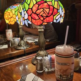 THE OLD SPAGHETTI FACTORY - Updated October 2025 - 1074 Photos & 970 ...