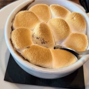 KIN WINDSOR - Updated February 2025 - 865 Photos & 870 Reviews - 740 ...