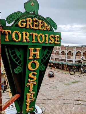 GREEN TORTOISE HOSTEL - Updated October 2024 - 151 Photos & 265 Reviews ...