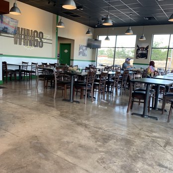 WINGSTOP - Updated October 2025 - 22 Photos - 12703 Montana Ave Ste B3 ...