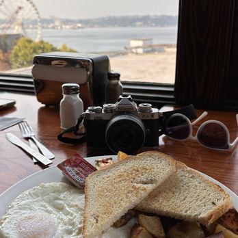 SOUND VIEW CAFE - Updated June 2024 - 400 Photos & 416 Reviews - 1501 ...