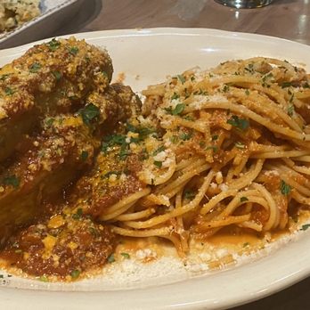 MELO’S ITALIAN TABLE - 304 Photos & 159 Reviews - 1360 Locust St ...