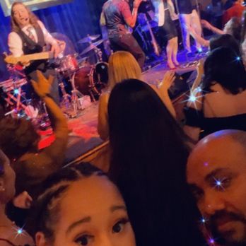 CROSSROADS SALOON AND STEAKHOUSE - Updated June 2024 - 327 Photos & 574 ...