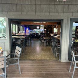 BROKEN OAR - Updated July 2025 - 250 Photos & 318 Reviews - 614 Rawson ...