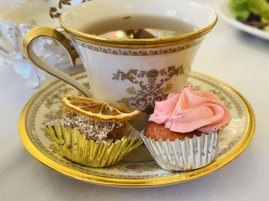 CELESTE - Updated December 2025 - 170 Photos & 49 Reviews - 520 Main St ...