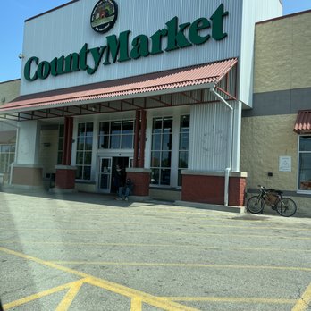 COUNTY MARKET - Updated October 2025 - 19 Reviews - 210 East Carpenter ...