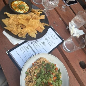 STEWS FOOD & LIQUOR - Updated July 2025 - 157 Photos & 70 Reviews ...