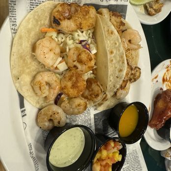 GATORS PORTSIDE - Updated December 2025 - 189 Photos & 232 Reviews ...