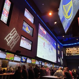 REAL SPORTS - Updated December 2025 - 508 Photos & 567 Reviews - 15 ...