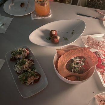 SANTAELLA - Updated November 2024 - 914 Photos & 591 Reviews - 219 ...