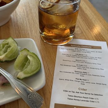 GRIT 2C - Updated December 2025 - 181 Photos & 258 Reviews - 212 S ...