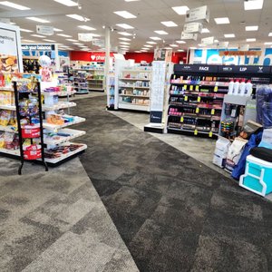 CVS PHARMACY - Updated July 2025 - 20 Photos & 27 Reviews - 640 Warren ...