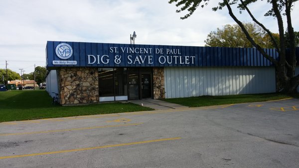 ST VINCENT DE PAUL DIG & SAVE OUTLET - Updated August 2025 - 2121 Van ...