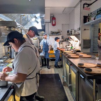 LUTHUN - Updated September 2025 - 584 Photos & 158 Reviews - 432 E 13th ...