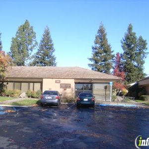 PETER T SIMONIAN, MD - Updated May 2025 - 17 Reviews - 729 N Medical ...