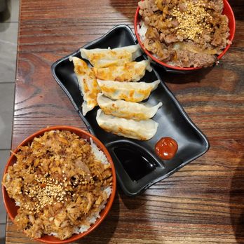 ISSHINDO RAMEN - Updated August 2025 - 406 Photos & 241 Reviews - 1 ...