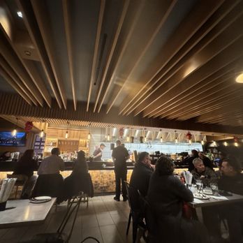 8 EAST - Updated May 2025 - 1794 Photos & 633 Reviews - 8 Fremont St ...