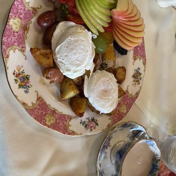 QUEEN MARY TEA ROOM - Updated December 2024 - 782 Photos & 448 Reviews ...