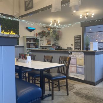 BLUE BENCH BRUNCHETTE - Updated October 2025 - 131 Photos & 132 Reviews ...