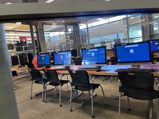 EVERGREEN BRANCH LIBRARY - Updated September 2025 - 42 Photos & 64 ...