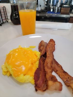 GOOD YOLK PANCAKE & CAFE - Updated December 2025 - 16 Photos & 29 ...
