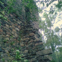OLD FALL RIVER ICE HOUSE - 20 Photos - North Watuppa Pond, Fall River ...