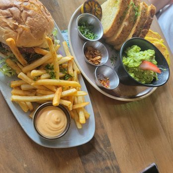 NOURISH BISTRO - Updated July 2025 - 323 Photos & 329 Reviews - 110-211 ...