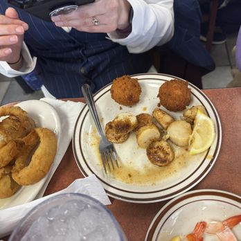 WHITE RIVER FISH MARKET - Updated December 2025 - 510 Photos & 454 ...