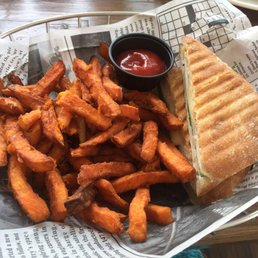 THE CLUBHOUSE - Updated January 2026 - 220 Photos & 202 Reviews - 134 ...