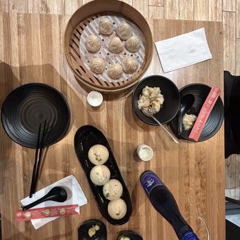 DOUGH ZONE DUMPLING HOUSE SUGAR LAND - Updated November 2024 - 253 ...