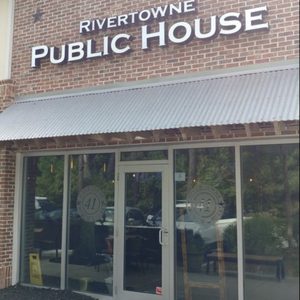 RIVERTOWNE PUBLIC HOUSE - 71 Photos & 83 Reviews - 2015 SC-41, Mount ...