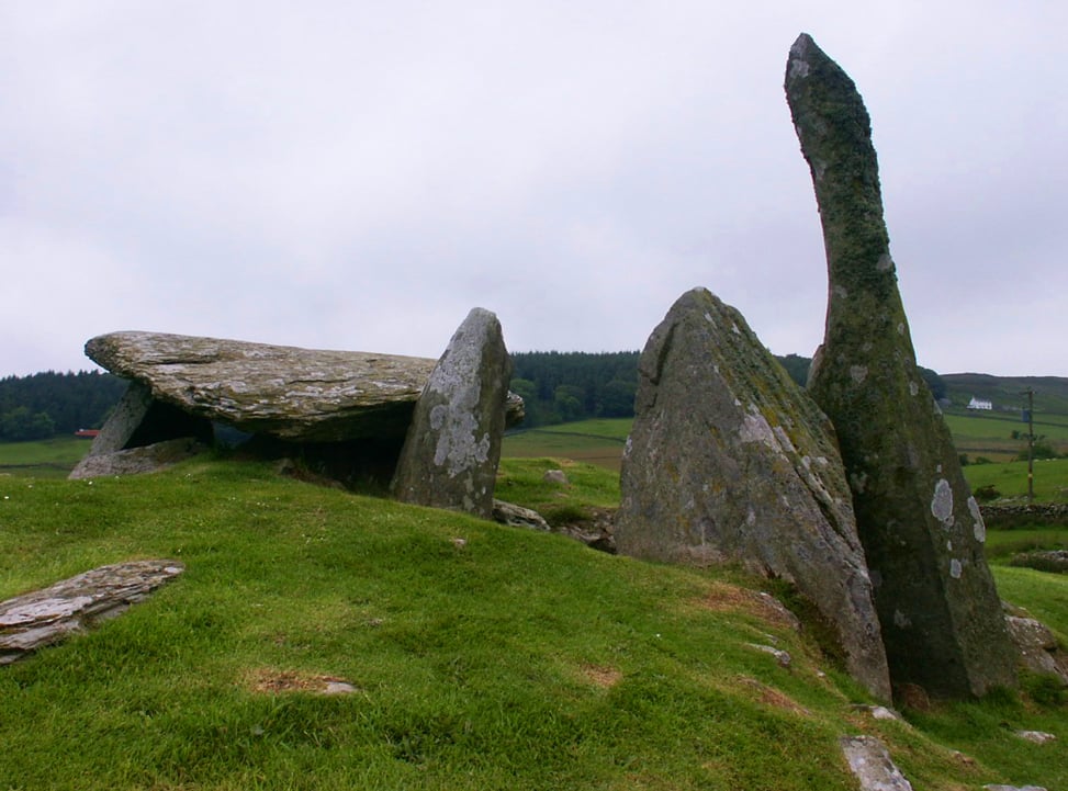 CAIRN HOLY CHAMBERED CAIRNS - Newton Stewart, Dumfries and Galloway ...