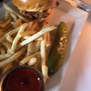 SAILS - Updated October 2025 - 21 Photos & 84 Reviews - 148 Rowayton ...