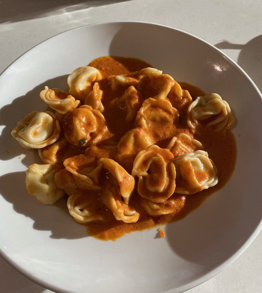 ELIO PIZZERIA - Updated October 2025 - 44 Photos & 77 Reviews - 351 Rue ...