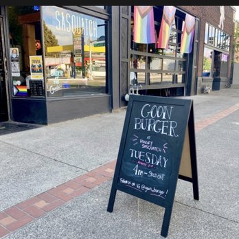 GOON BURGER - Updated May 2025 - 31 Photos & 14 Reviews - 1703 Main St ...