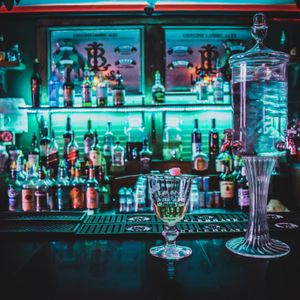 ABSINTHE BAR - 70 Photos & 113 Reviews - Bars - 325 S Main ...