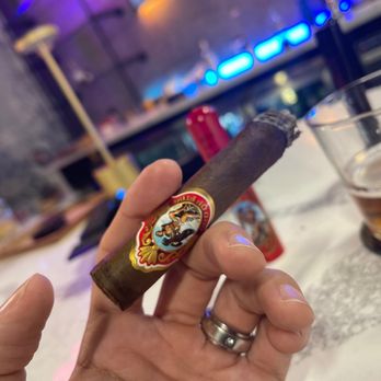 COCO CIGARS - Updated August 2024 - 64 Photos & 35 Reviews - 3015 Grand ...