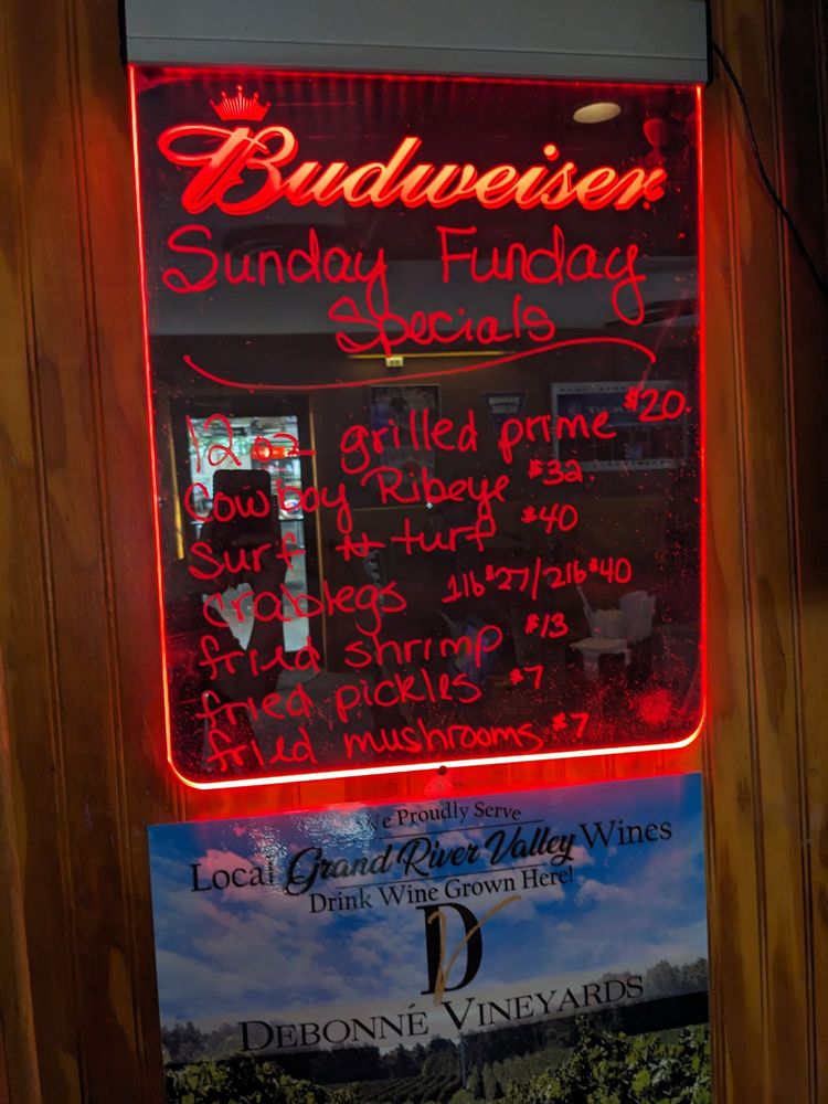 THE 528 TAVERN - Updated September 2025 - 21 Photos & 37 Reviews - 111 ...