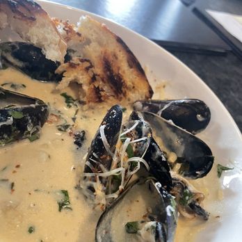 THE FICKLE PALATE - Updated April 2025 - 78 Photos & 25 Reviews - 109 E ...