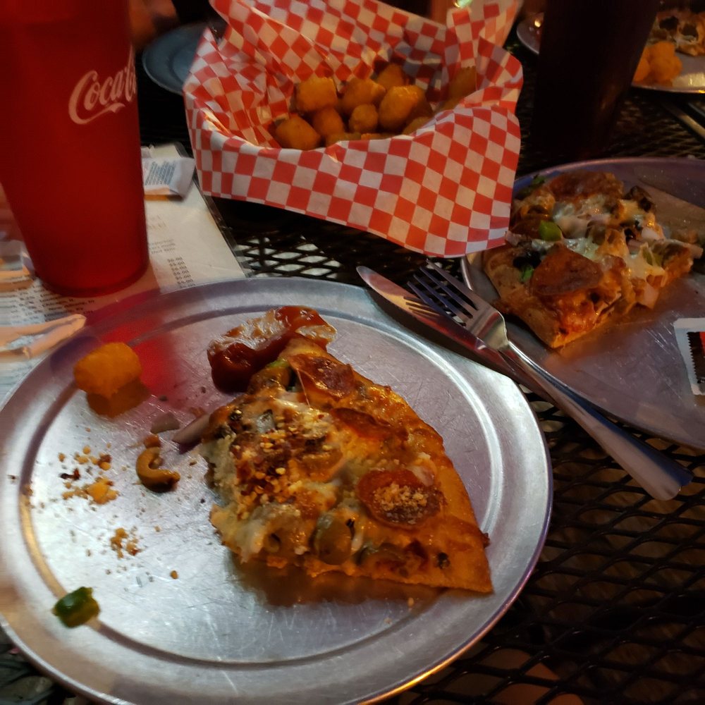 DIORIO’S PIZZA & PUB - 243 Photos & 152 Reviews - 919 Baxter Ave ...