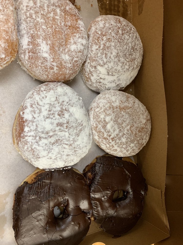 DONUT DAY - 113 Photos & 268 Reviews - Donuts - 18295 SW Tualatin ...