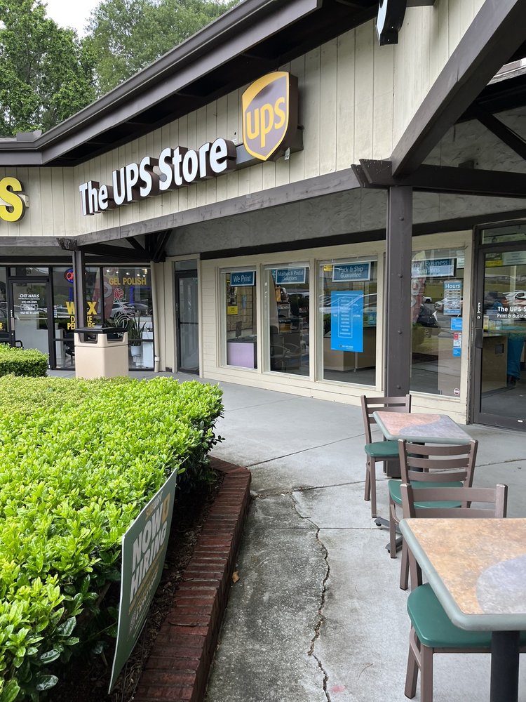 THE UPS STORE - 13 Photos & 14 Reviews - 4355 Cobb Pkwy, Atlanta ...